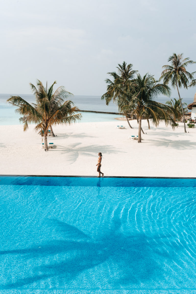 THE TOP 20+ MALDIVES RESORTS - saltyluxe.com